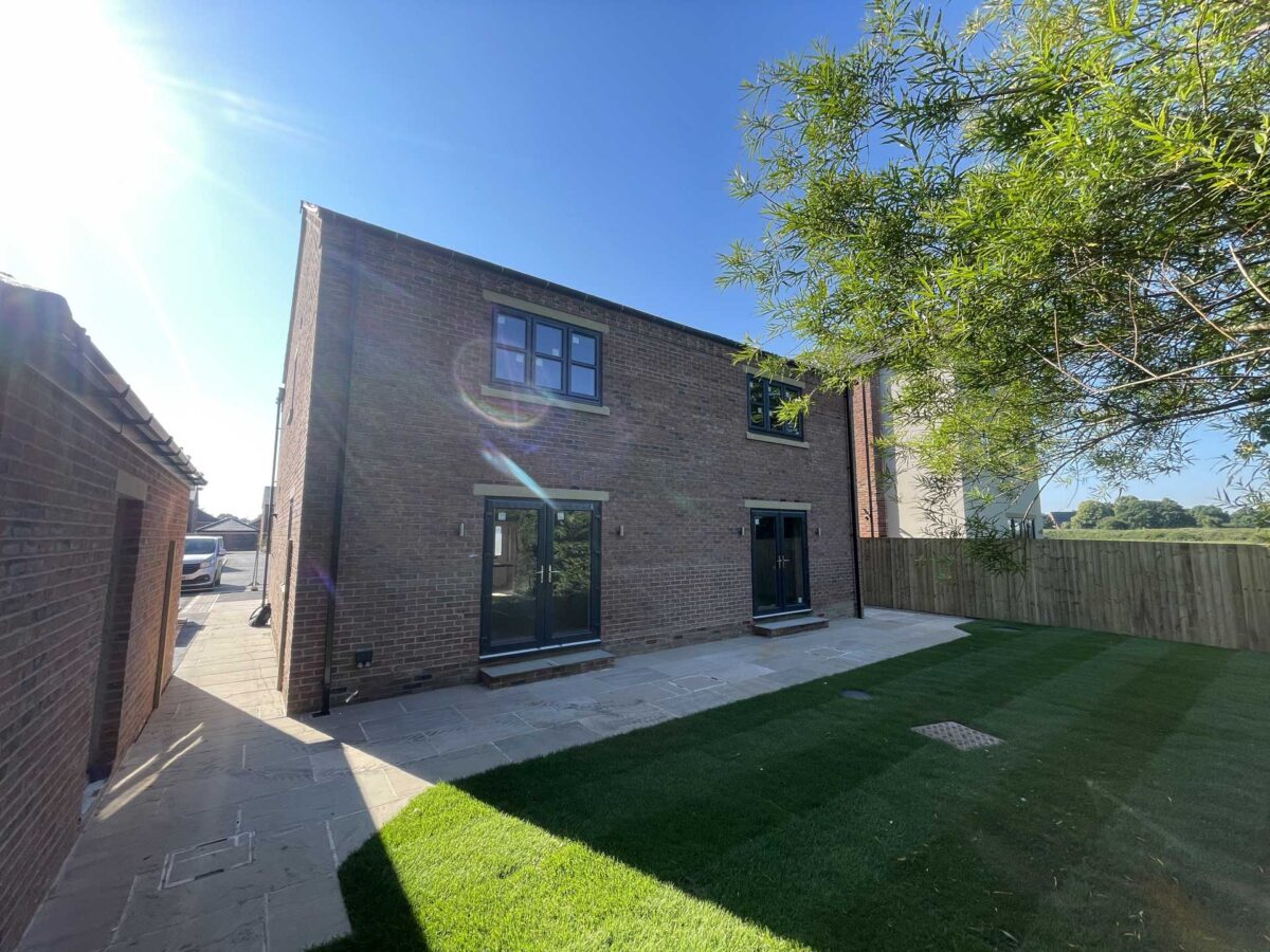 PLOT 12 OAKWOOD PARK – Northvale Homes